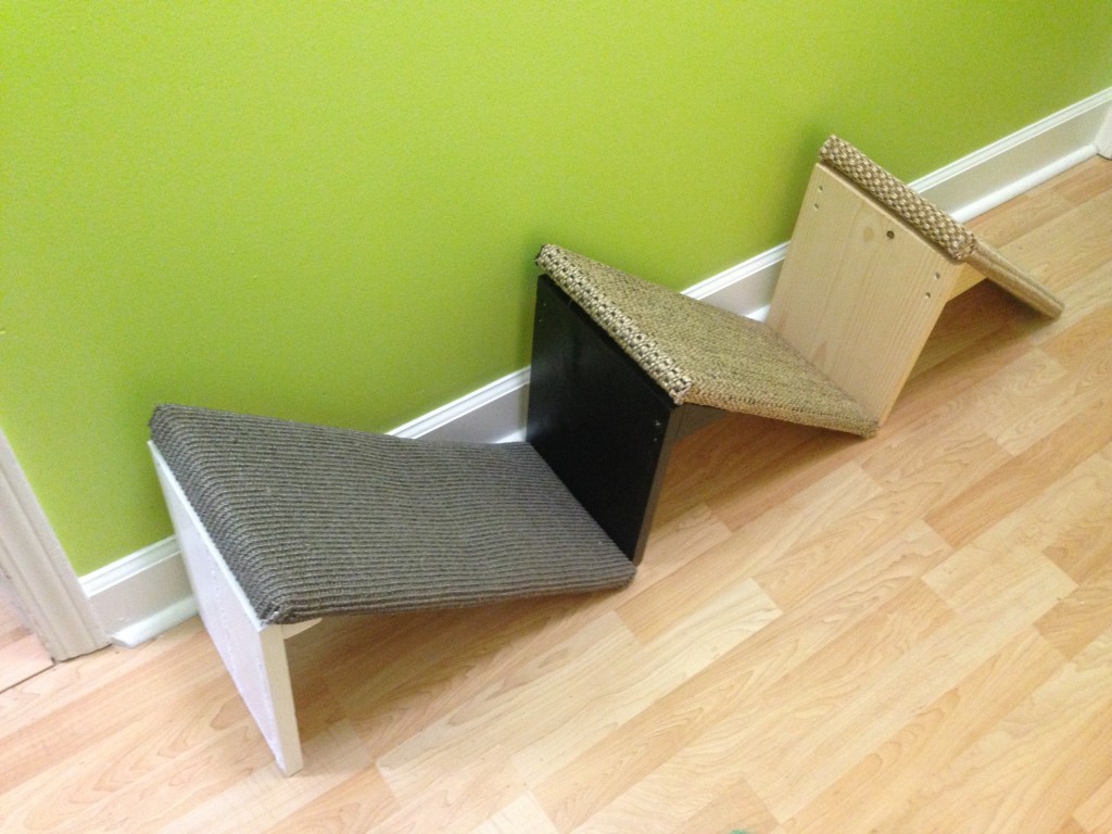 Scratch Ramp - Fundamentally Feline